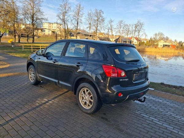 Melns Nissan Qashqai 2007 Raseiniai, ar dzinēja tilpumu 2.00 L un nobraukumu 246 tūkst. km par 2800 €, foto 4 vietnē AUTOMOTO.COM.LV