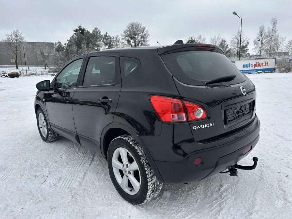 Melns Nissan Qashqai 2007 Alīta, ar dzinēja tilpumu 2.00 L un nobraukumu 271 tūkst. km par 3950 €, foto 7 vietnē AUTOMOTO.COM.LV