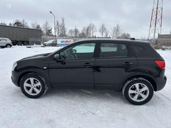 Melns Nissan Qashqai 2007 Alīta, ar dzinēja tilpumu 2.00 L un nobraukumu 271 tūkst. km par 3950 €, foto 8 vietnē AUTOMOTO.COM.LV
