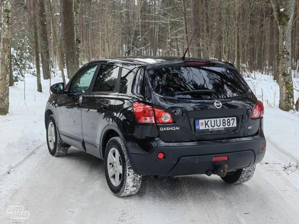 Melns Nissan Qashqai 2007 Klaipėda, ar dzinēja tilpumu 1.50 L un nobraukumu 265 tūkst. km par 3350 €, foto 5 vietnē AUTOMOTO.COM.LV