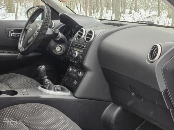 Melns Nissan Qashqai 2007 Klaipėda, ar dzinēja tilpumu 1.50 L un nobraukumu 265 tūkst. km par 3350 €, foto 9 vietnē AUTOMOTO.COM.LV