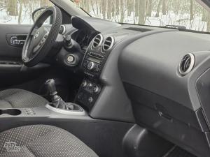 Melns Nissan Qashqai 2007 Klaipėda, ar dzinēja tilpumu 1.50 L un nobraukumu 265 tūkst. km par 3350 €, foto 9 vietnē AUTOMOTO.COM.LV