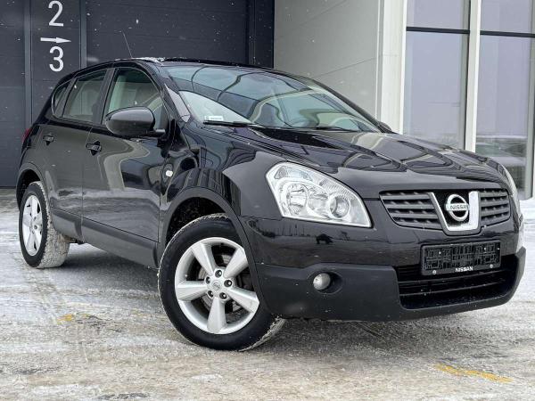 Black Nissan Qashqai 2007 in Vilnius, with an engine capacity of 1.46 L and mileage of 194 thousand km for 2750 €, photo 5 on AUTOMOTO.COM.LV