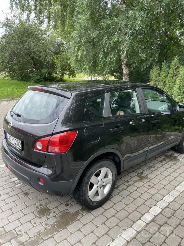 Melns Nissan Qashqai 2007 Rīga, ar dzinēja tilpumu 2.00 L un nobraukumu 211 tūkst. km par 2500 €, foto 4 vietnē AUTOMOTO.COM.LV