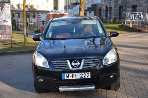 Black Nissan Qashqai 2007 in Siauliai, with an engine capacity of 2.00 L and mileage of 269 thousand km for 3750 €, photo 11 on AUTOMOTO.COM.LV