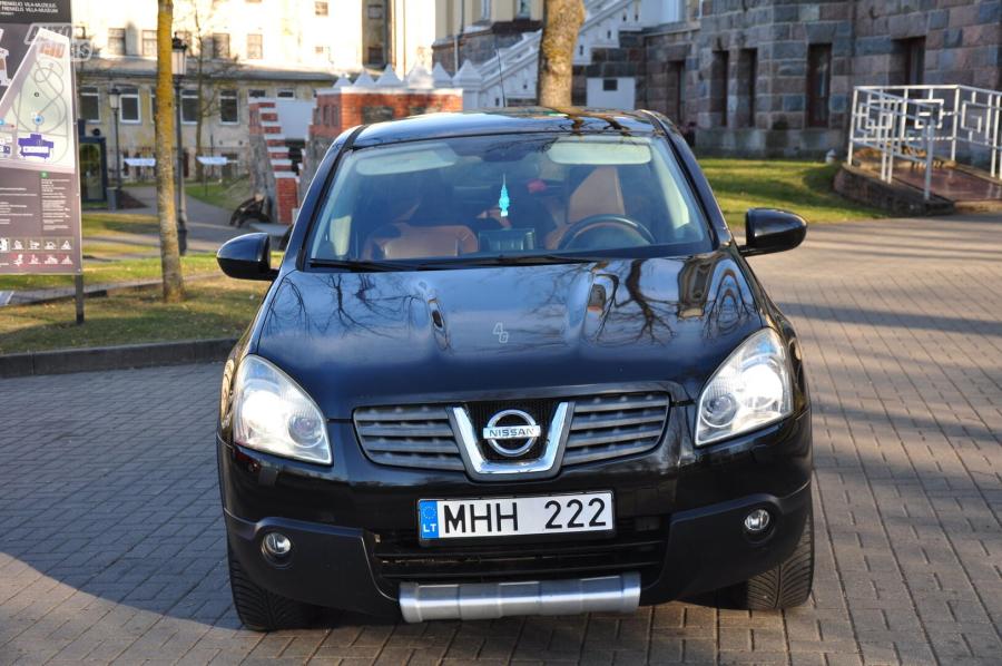 Black Nissan Qashqai 2007 in Siauliai, with an engine capacity of 2.00 L and mileage of 269 thousand km for 3750 €, photo 11 on AUTOMOTO.COM.LV