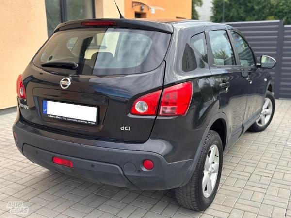 Black Nissan Qashqai 2007 in Kaunas, with an engine capacity of 1.50 L and mileage of 190 thousand km for 2500 €, photo 8 on AUTOMOTO.COM.LV