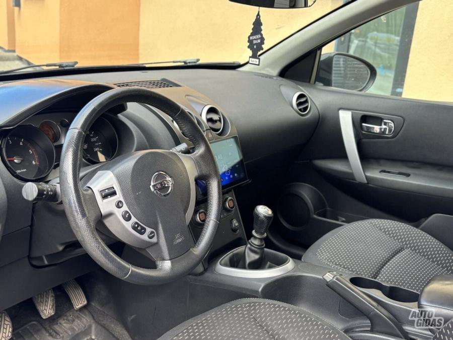 Melns Nissan Qashqai 2007 Kauņa, ar dzinēja tilpumu 1.50 L un nobraukumu 190 tūkst. km par 2500 €, foto 15 vietnē AUTOMOTO.COM.LV