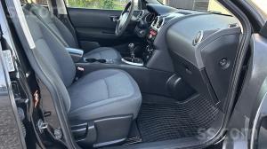 Melns Nissan Qashqai 2007 Rēzekne, ar dzinēja tilpumu 1.50 L un nobraukumu 338 tūkst. km par 2750 €, foto 12 vietnē AUTOMOTO.COM.LV