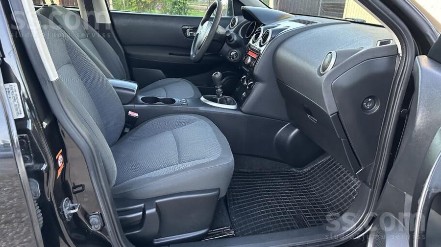 Melns Nissan Qashqai 2007 Rēzekne, ar dzinēja tilpumu 1.50 L un nobraukumu 338 tūkst. km par 2750 €, foto 12 vietnē AUTOMOTO.COM.LV