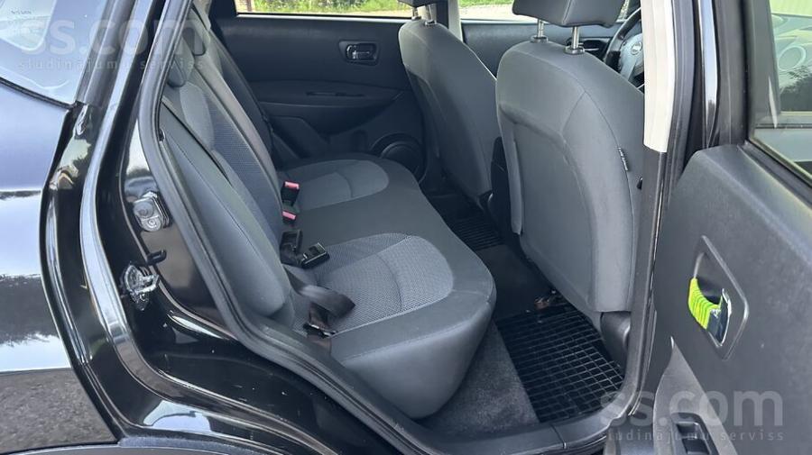 Melns Nissan Qashqai 2007 Rēzekne, ar dzinēja tilpumu 1.50 L un nobraukumu 338 tūkst. km par 2750 €, foto 13 vietnē AUTOMOTO.COM.LV