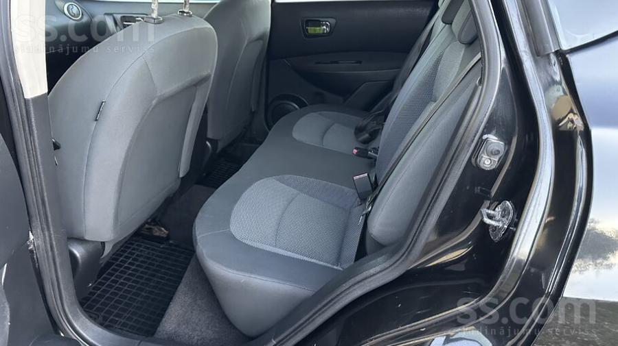Melns Nissan Qashqai 2007 Rēzekne, ar dzinēja tilpumu 1.50 L un nobraukumu 338 tūkst. km par 2750 €, foto 14 vietnē AUTOMOTO.COM.LV