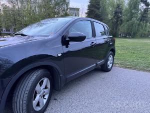 Melns Nissan Qashqai 2007 Rīga, ar dzinēja tilpumu 2.00 L un nobraukumu 287 tūkst. km par 3990 €, foto 5 vietnē AUTOMOTO.COM.LV