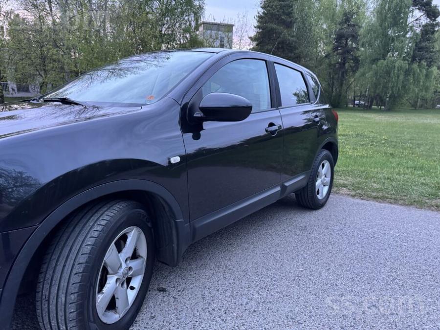 Melns Nissan Qashqai 2007 Rīga, ar dzinēja tilpumu 2.00 L un nobraukumu 287 tūkst. km par 3990 €, foto 5 vietnē AUTOMOTO.COM.LV