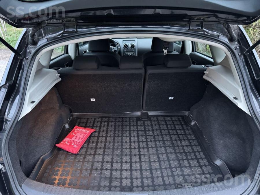 Melns Nissan Qashqai 2007 Rīga, ar dzinēja tilpumu 2.00 L un nobraukumu 287 tūkst. km par 3990 €, foto 20 vietnē AUTOMOTO.COM.LV