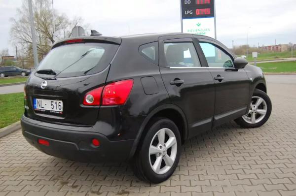 Melns Nissan Qashqai 2007 Jēkabpils, ar dzinēja tilpumu 1.50 L un nobraukumu 269 tūkst. km par 4800 €, foto 2 vietnē AUTOMOTO.COM.LV