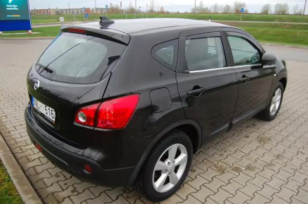 Melns Nissan Qashqai 2007 Jēkabpils, ar dzinēja tilpumu 1.50 L un nobraukumu 269 tūkst. km par 4800 €, foto 7 vietnē AUTOMOTO.COM.LV