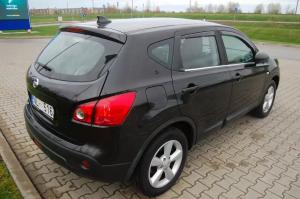 Black Nissan Qashqai 2007 in Jekabpils, with an engine capacity of 1.50 L and mileage of 269 thousand km for 4800 €, photo 8 on AUTOMOTO.COM.LV