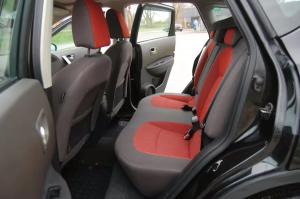 Black Nissan Qashqai 2007 in Jekabpils, with an engine capacity of 1.50 L and mileage of 269 thousand km for 4800 €, photo 15 on AUTOMOTO.COM.LV