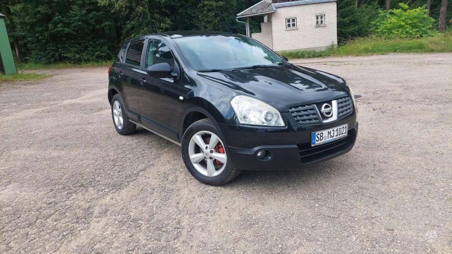Melns Nissan Qashqai 2007 Utena, ar dzinēja tilpumu 2.00 L un nobraukumu 327 tūkst. km par 3450 €, foto 5 vietnē AUTOMOTO.COM.LV