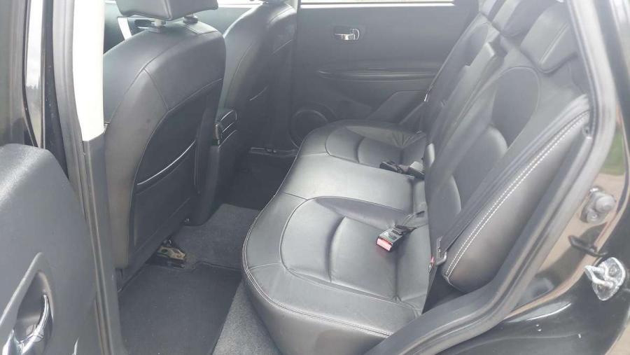 Melns Nissan Qashqai 2007 Utena, ar dzinēja tilpumu 2.00 L un nobraukumu 327 tūkst. km par 3450 €, foto 12 vietnē AUTOMOTO.COM.LV