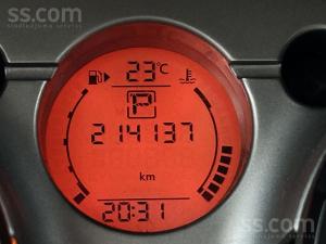 Черный Ниссан Кашкай 2007 в Рига, объемом двигателя 2.00 л и пробегом 214 тыс. км за 3950 €, фото 21 на AUTOMOTO.COM.LV