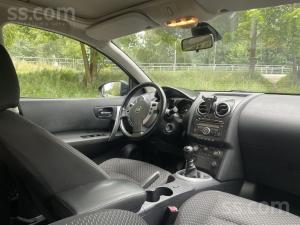 Черный Ниссан Кашкай 2007 в Рига, объемом двигателя 1.50 л и пробегом 280 тыс. км за 4100 €, фото 5 на AUTOMOTO.COM.LV