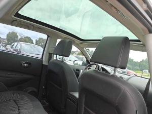 Melns Nissan Qashqai 2007 Viļņa, ar dzinēja tilpumu 1.46 L un nobraukumu 300 tūkst. km par 2700 €, foto 9 vietnē AUTOMOTO.COM.LV