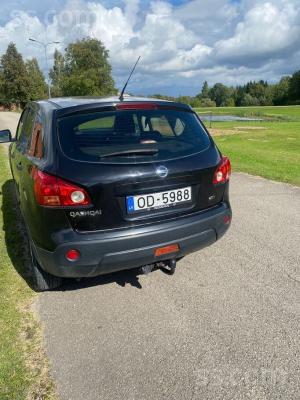 Melns Nissan Qashqai 2007 Rēzekne, ar dzinēja tilpumu 1.50 L un nobraukumu 340 tūkst. km par 2600 €, foto 5 vietnē AUTOMOTO.COM.LV