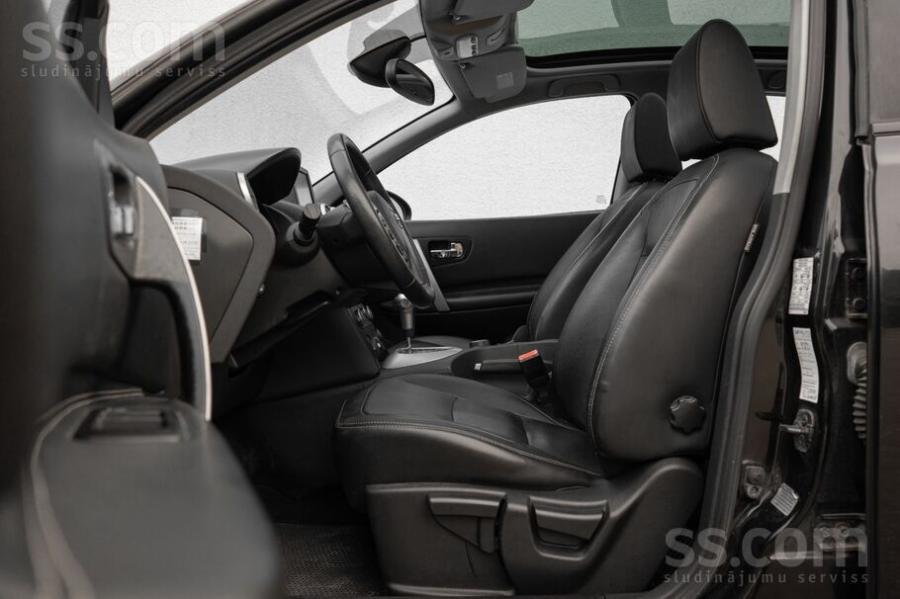 Melns Nissan Qashqai 2007 Rīga, ar dzinēja tilpumu 2.00 L un nobraukumu 239 tūkst. km par 3490 €, foto 11 vietnē AUTOMOTO.COM.LV