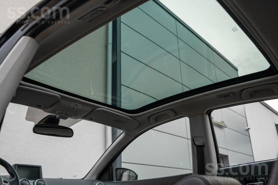 Melns Nissan Qashqai 2007 Rīga, ar dzinēja tilpumu 2.00 L un nobraukumu 239 tūkst. km par 3490 €, foto 17 vietnē AUTOMOTO.COM.LV