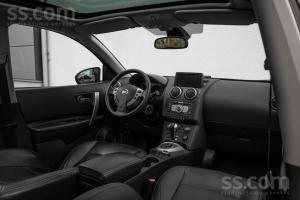 Melns Nissan Qashqai 2007 Rīga, ar dzinēja tilpumu 2.00 L un nobraukumu 239 tūkst. km par 3490 €, foto 18 vietnē AUTOMOTO.COM.LV