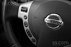 Melns Nissan Qashqai 2007 Rīga, ar dzinēja tilpumu 2.00 L un nobraukumu 239 tūkst. km par 3490 €, foto 20 vietnē AUTOMOTO.COM.LV