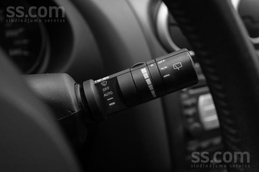 Melns Nissan Qashqai 2007 Rīga, ar dzinēja tilpumu 2.00 L un nobraukumu 239 tūkst. km par 3490 €, foto 24 vietnē AUTOMOTO.COM.LV