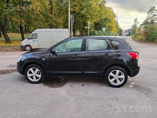 Melns Nissan Qashqai 2007 Rīga, ar dzinēja tilpumu 2.00 L un nobraukumu 0 tūkst. km par 3500 €, foto 8 vietnē AUTOMOTO.COM.LV