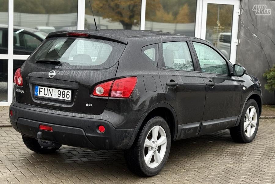 Melns Nissan Qashqai 2007 Radviliškis, ar dzinēja tilpumu 2.00 L un nobraukumu 361 tūkst. km par 3150 €, foto 8 vietnē AUTOMOTO.COM.LV