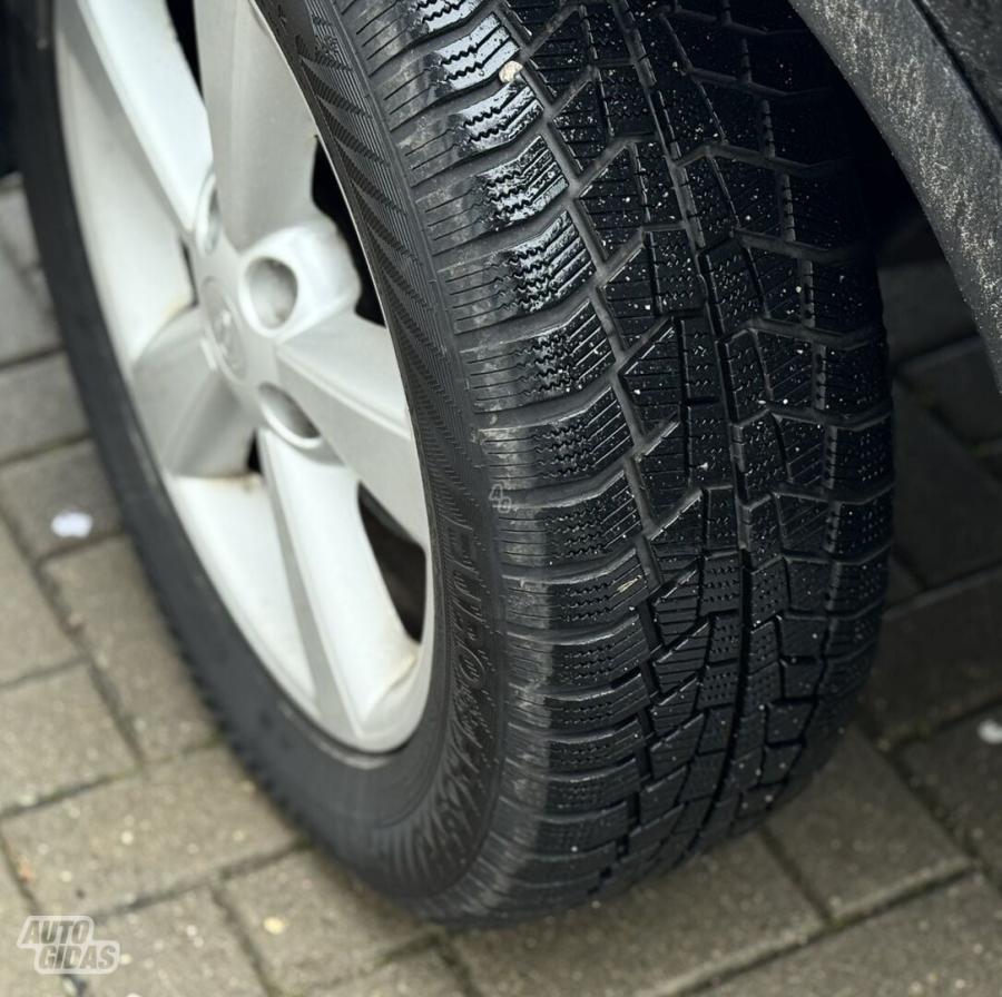 Melns Nissan Qashqai 2007 Radviliškis, ar dzinēja tilpumu 2.00 L un nobraukumu 361 tūkst. km par 3150 €, foto 13 vietnē AUTOMOTO.COM.LV