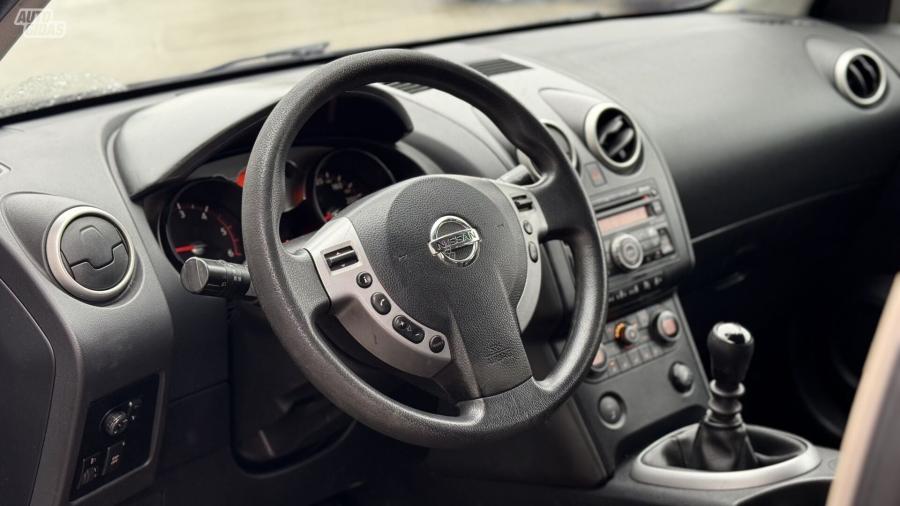 Melns Nissan Qashqai 2007 Radviliškis, ar dzinēja tilpumu 2.00 L un nobraukumu 361 tūkst. km par 3150 €, foto 15 vietnē AUTOMOTO.COM.LV
