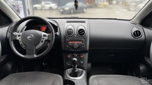 Melns Nissan Qashqai 2007 Radviliškis, ar dzinēja tilpumu 2.00 L un nobraukumu 361 tūkst. km par 3150 €, foto 17 vietnē AUTOMOTO.COM.LV