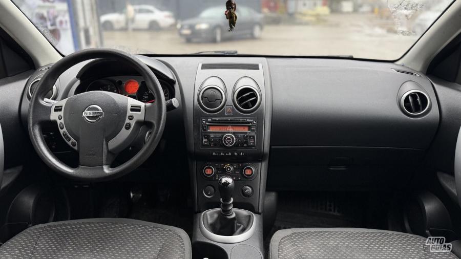 Melns Nissan Qashqai 2007 Radviliškis, ar dzinēja tilpumu 2.00 L un nobraukumu 361 tūkst. km par 3150 €, foto 17 vietnē AUTOMOTO.COM.LV