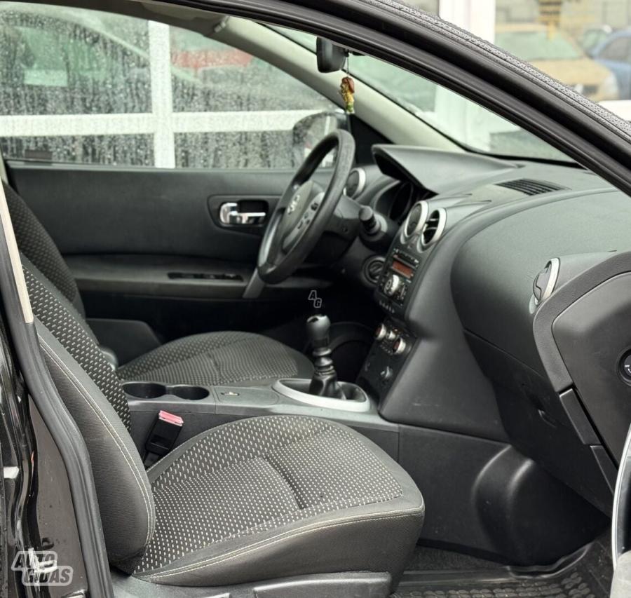 Melns Nissan Qashqai 2007 Radviliškis, ar dzinēja tilpumu 2.00 L un nobraukumu 361 tūkst. km par 3150 €, foto 18 vietnē AUTOMOTO.COM.LV