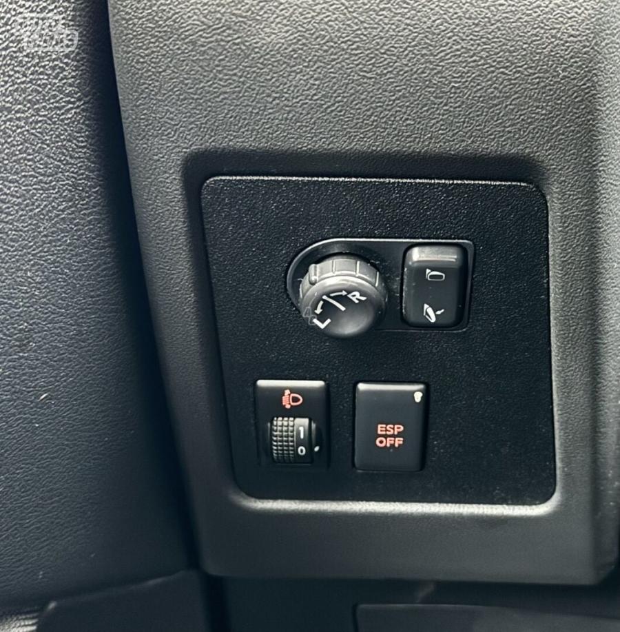 Melns Nissan Qashqai 2007 Radviliškis, ar dzinēja tilpumu 2.00 L un nobraukumu 361 tūkst. km par 3150 €, foto 23 vietnē AUTOMOTO.COM.LV