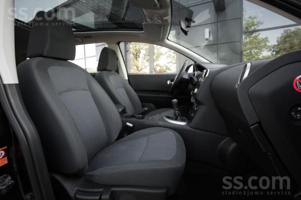 Melns Nissan Qashqai 2008 Jelgava, ar dzinēja tilpumu 2.00 L un nobraukumu 284 tūkst. km par 4000 €, foto 10 vietnē AUTOMOTO.COM.LV