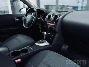 Melns Nissan Qashqai 2008 Cēsis, ar dzinēja tilpumu 2.00 L un nobraukumu 0 tūkst. km par 5500 €, foto 13 vietnē AUTOMOTO.COM.LV