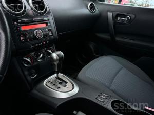 Melns Nissan Qashqai 2008 Cēsis, ar dzinēja tilpumu 2.00 L un nobraukumu 0 tūkst. km par 5500 €, foto 15 vietnē AUTOMOTO.COM.LV