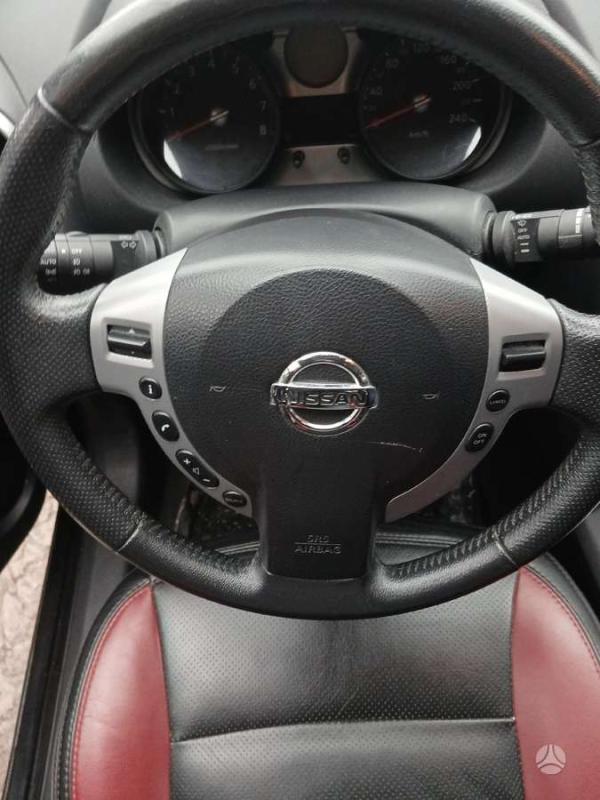Melns Nissan Qashqai 2008 Viļņa, ar dzinēja tilpumu 2.00 L un nobraukumu 182 tūkst. km par 3800 €, foto 10 vietnē AUTOMOTO.COM.LV