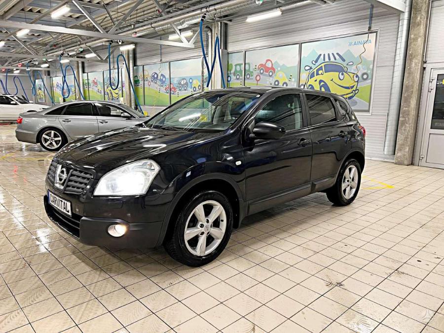 Melns Nissan Qashqai 2008 Viļņa, ar dzinēja tilpumu 2.00 L un nobraukumu 300 tūkst. km par 3999 €, foto 6 vietnē AUTOMOTO.COM.LV