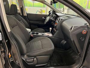 Melns Nissan Qashqai 2008 Viļņa, ar dzinēja tilpumu 2.00 L un nobraukumu 300 tūkst. km par 3999 €, foto 18 vietnē AUTOMOTO.COM.LV