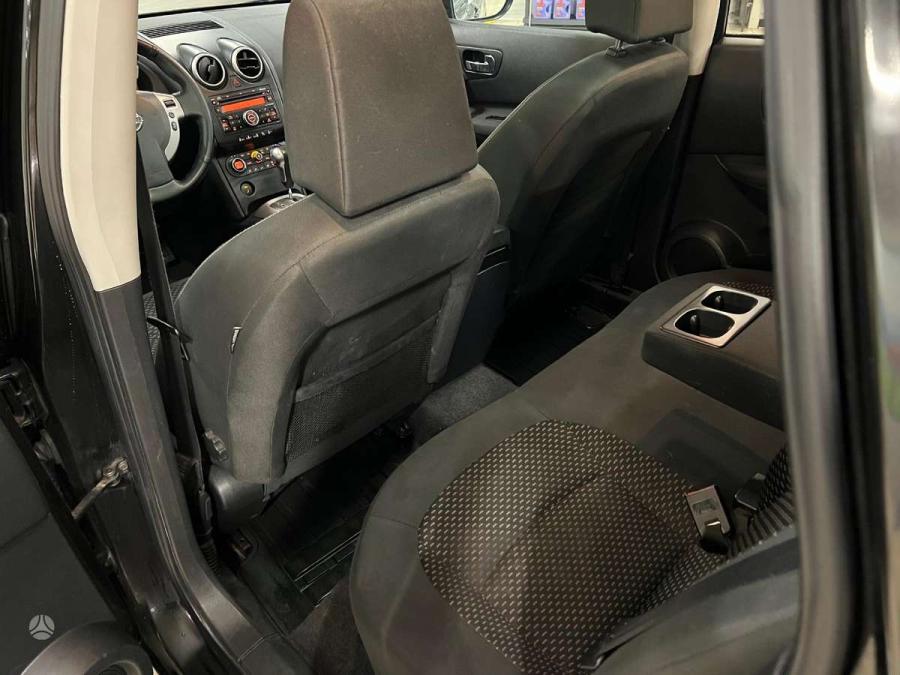 Melns Nissan Qashqai 2008 Viļņa, ar dzinēja tilpumu 2.00 L un nobraukumu 300 tūkst. km par 3999 €, foto 19 vietnē AUTOMOTO.COM.LV