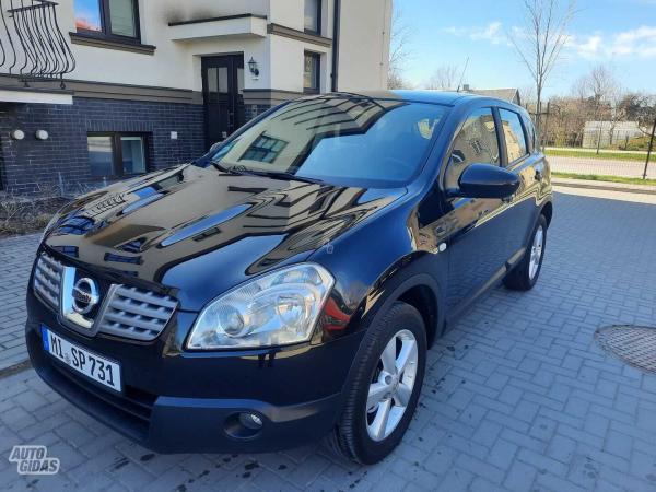 Melns Nissan Qashqai 2008 Kretinga, ar dzinēja tilpumu 2.00 L un nobraukumu 264 tūkst. km par 4490 €, foto 1 vietnē AUTOMOTO.COM.LV